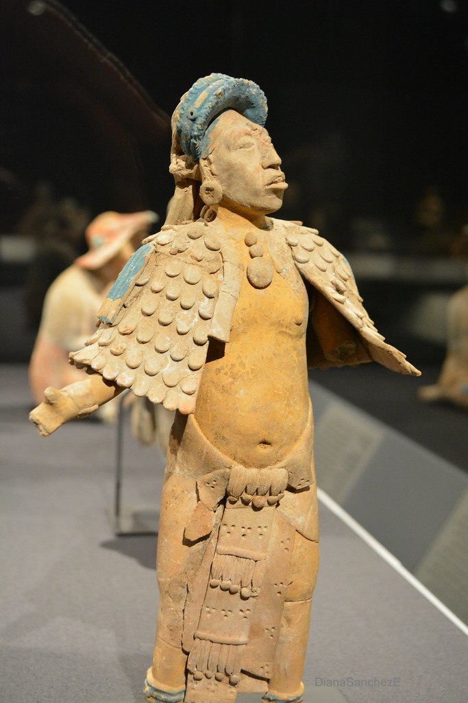 Isla De Piedras E Isla De Jaina, Los Cementerios Mayas En Campeche