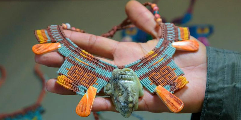 Jade, Piedra Preciosa De Los Mayas