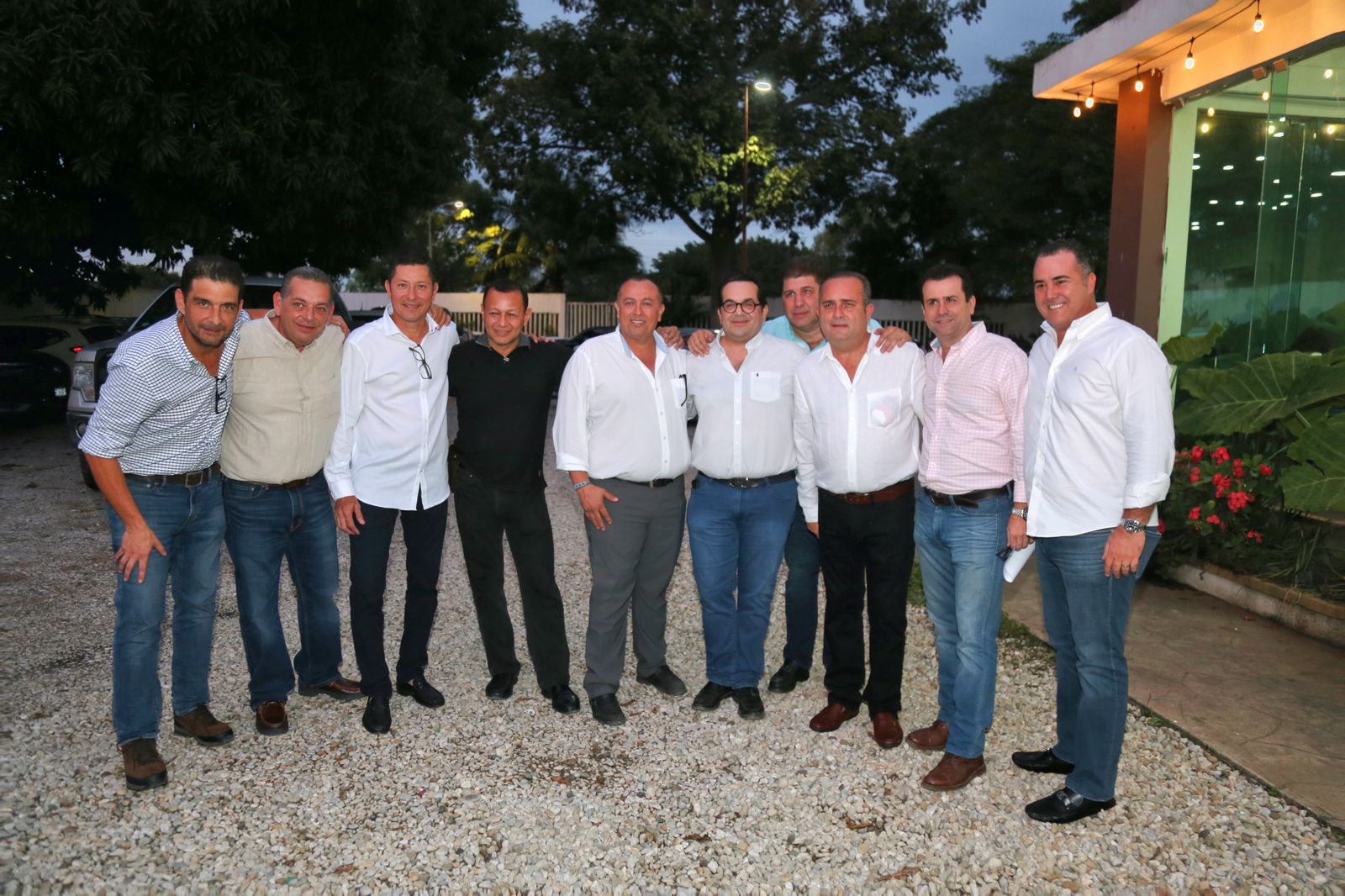 CELEBRANDO LA AMISTAD Y PROYECTANDO ÉXITOS El Inolvidable Brindis De ...