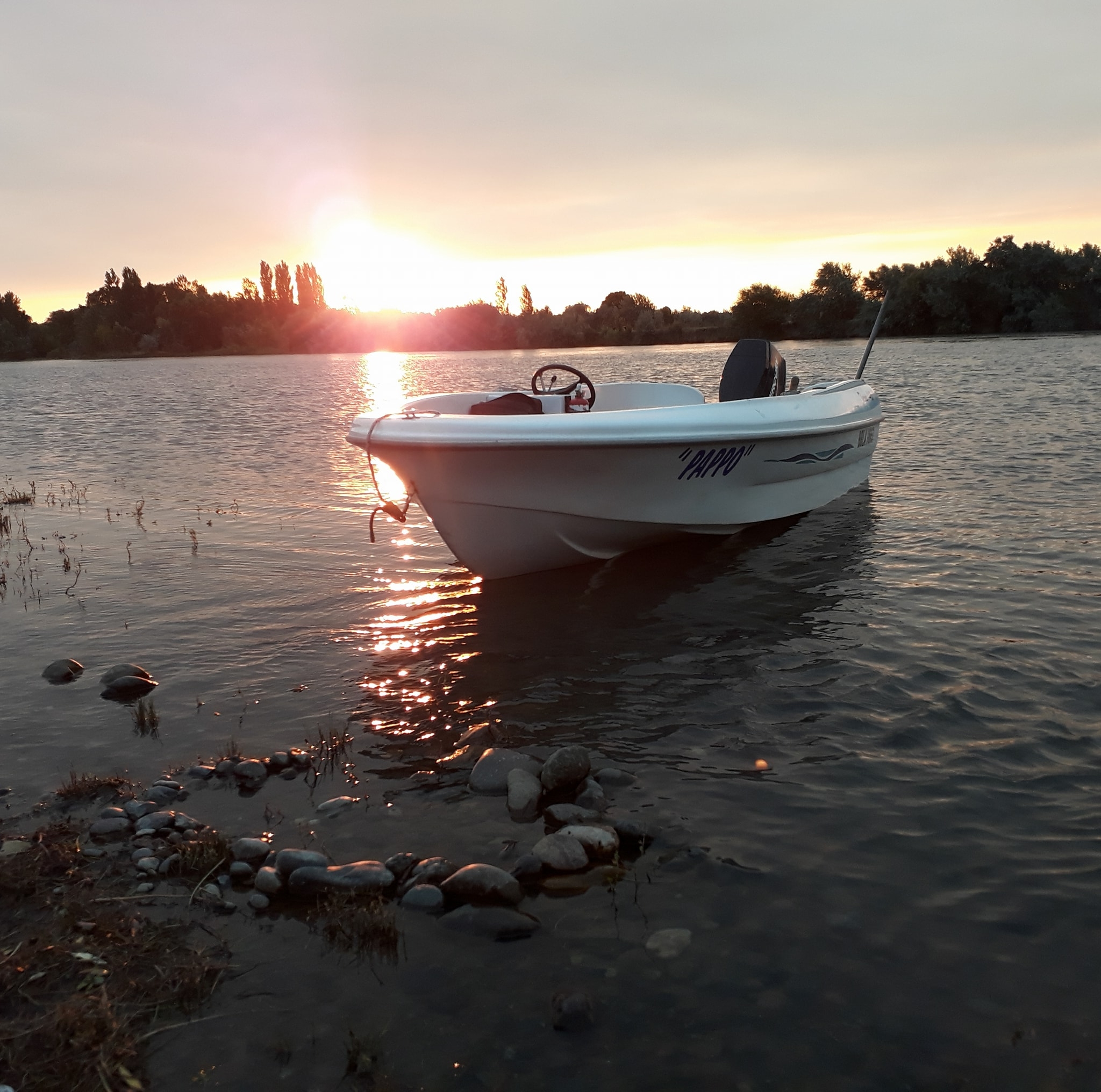 Isla De Piedras E Isla De Jaina, Los Cementerios Mayas En Campeche