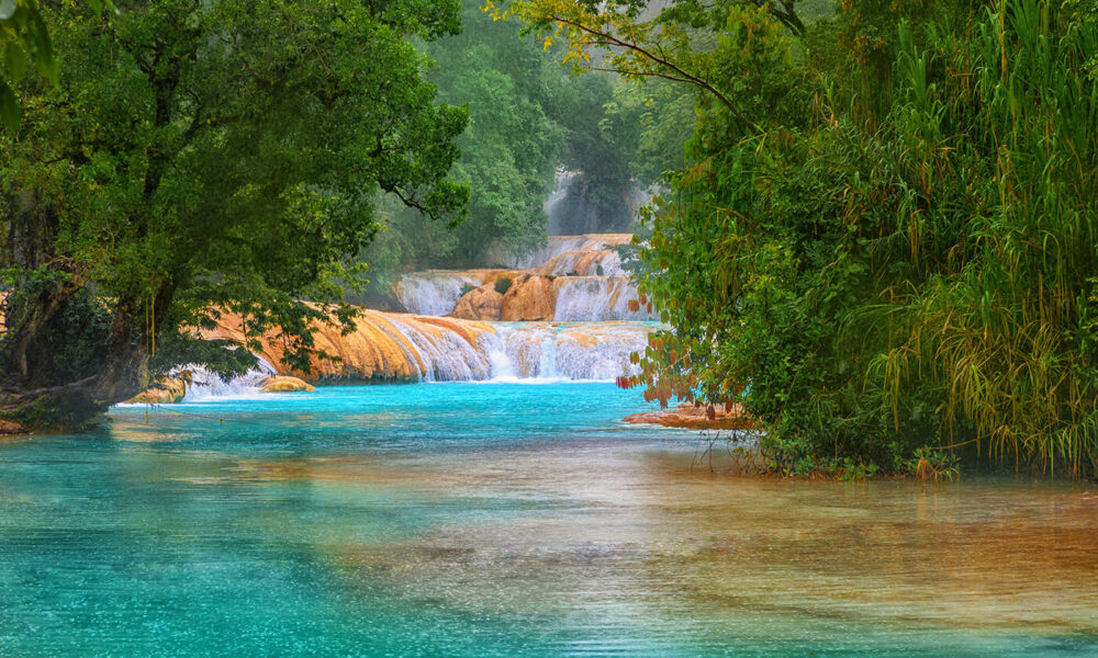 Las Cascadas De Agua Azul, Un Regalo De La Naturaleza En Chiapas